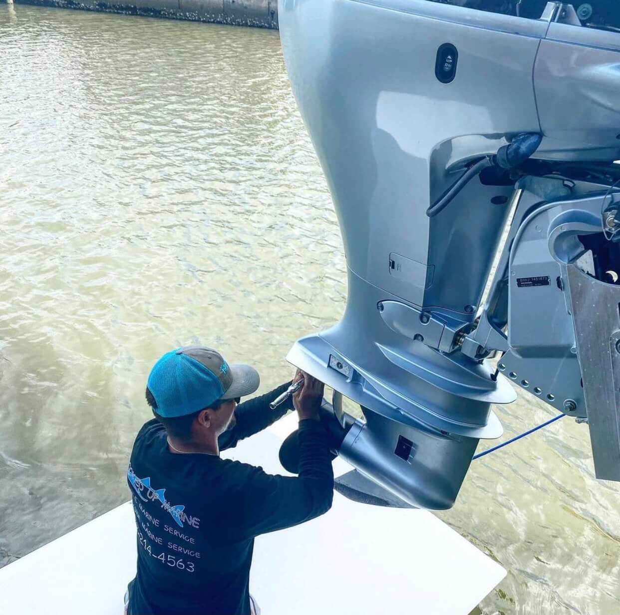 Mobile Dockside Marine Repair Service On The Treasure Coast
